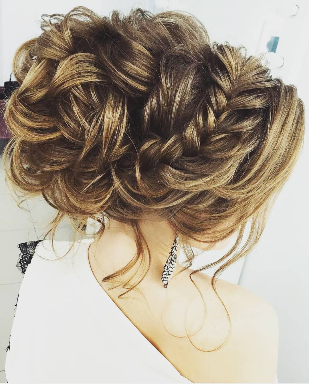 Hochsteckfrisuren – Sibel – Haare | Make-Up | Kosmetik